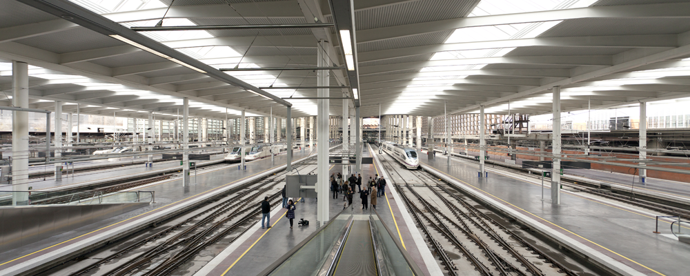 Madrid Puerta de Atocha - Almudena Grandes - Adif